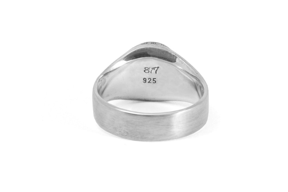 #027 - Signet Ring Clover– 877 Workshop